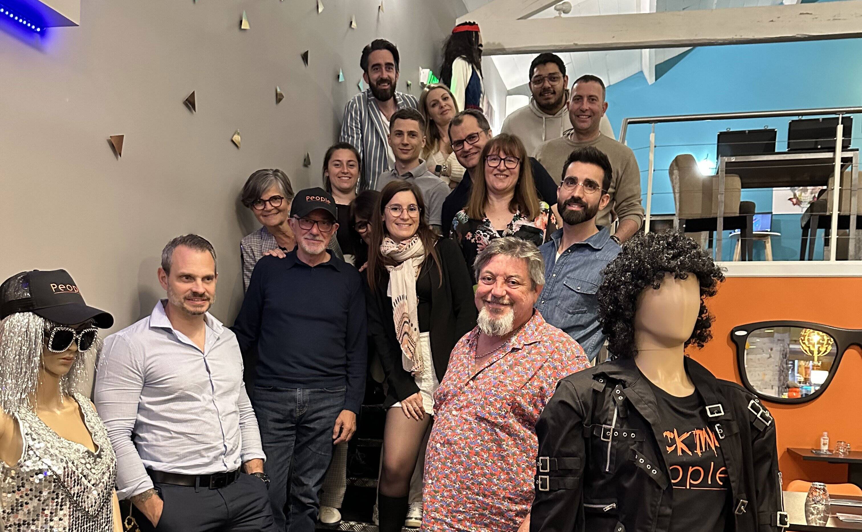 Vente en ligne de ferronnerie et accessoires pour portail en pièces ...